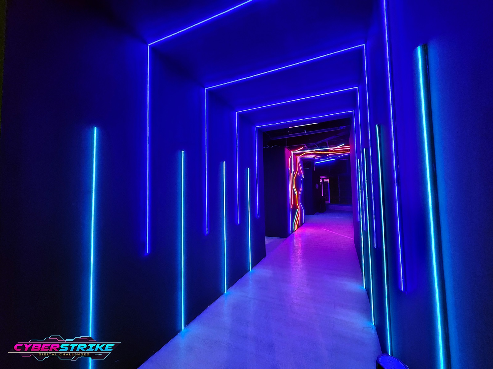 CyberStrike – Immersive Physical Game and Sports